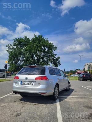 Grey Volkswagen Golf 2013 in Riga, with an engine capacity of 1.60 L and mileage of 418 thousand km for 3950 €, photo 3 on AUTOMOTO.COM.LV