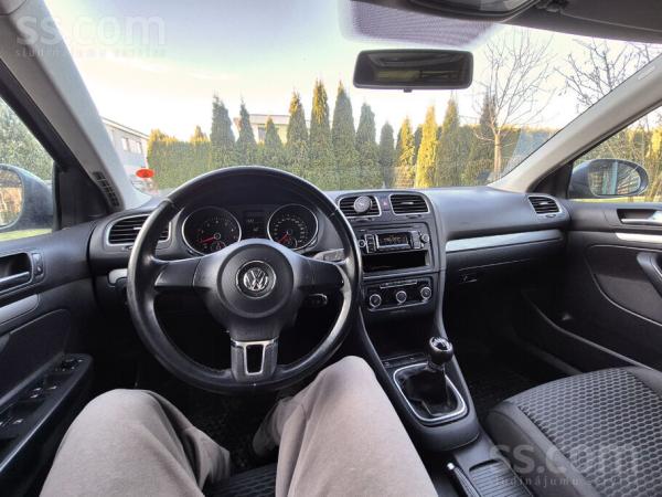 Grey Volkswagen Golf 2013 in Riga, with an engine capacity of 1.40 L and mileage of 225 thousand km for 1900 €, photo 9 on AUTOMOTO.COM.LV