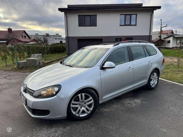 Grey Volkswagen Golf 2013 in Kaunas, with an engine capacity of 1.97 L and mileage of 206 thousand km for 2700 €, photo 1 on AUTOMOTO.COM.LV