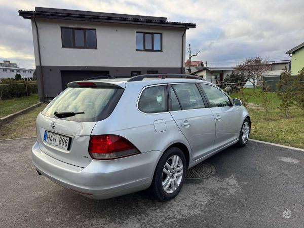 Grey Volkswagen Golf 2013 in Kaunas, with an engine capacity of 1.97 L and mileage of 206 thousand km for 2700 €, photo 4 on AUTOMOTO.COM.LV