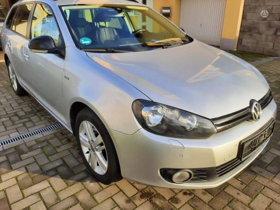Pelēks Volkswagen Golf 2013 Pasvalys, ar dzinēja tilpumu 1.97 L un nobraukumu 269 tūkst. km par 3750 €, foto 2 vietnē AUTOMOTO.COM.LV