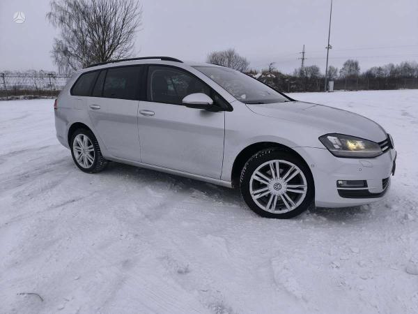 Grey Volkswagen Golf 2013 in Marijampole, with an engine capacity of 1.60 L and mileage of 257 thousand km for 5999 €, photo 4 on AUTOMOTO.COM.LV