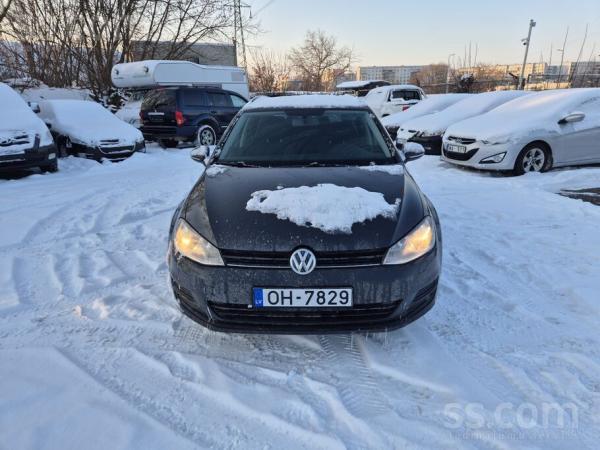 Grey Volkswagen Golf 2013 in Riga, with an engine capacity of 1.40 L and mileage of 269 thousand km for 8990 €, photo 3 on AUTOMOTO.COM.LV