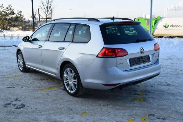 Pelēks Volkswagen Golf 2013 Viļņa, ar dzinēja tilpumu 1.60 L un nobraukumu 257 tūkst. km par 6750 €, foto 5 vietnē AUTOMOTO.COM.LV