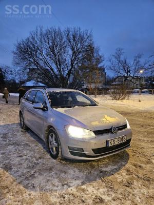 Grey Volkswagen Golf 2013 in Riga, with an engine capacity of 1.60 L and mileage of 365 thousand km for 4100 €, photo  on AUTOMOTO.COM.LV