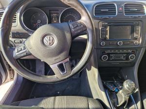 Pelēks Volkswagen Golf 2013 Marijampole, ar dzinēja tilpumu 2.00 L un nobraukumu 2699 tūkst. km par 4400 €, foto 10 vietnē AUTOMOTO.COM.LV