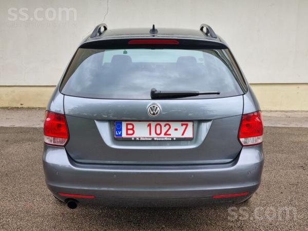 Pelēks Volkswagen Golf 2013 Ogre, ar dzinēja tilpumu 1.20 L un nobraukumu 209 tūkst. km par 5950 €, foto 7 vietnē AUTOMOTO.COM.LV