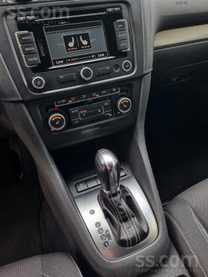 Grey Volkswagen Golf 2013 in Ogre, with an engine capacity of 1.20 L and mileage of 209 thousand km for 5950 €, photo 23 on AUTOMOTO.COM.LV
