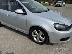 Grey Volkswagen Golf 2013 in Riga, with an engine capacity of 1.60 L and mileage of 272 thousand km for 2700 €, photo  on AUTOMOTO.COM.LV
