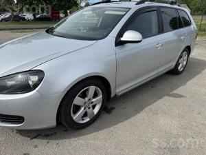 Grey Volkswagen Golf 2013 in Riga, with an engine capacity of 1.60 L and mileage of 272 thousand km for 2700 €, photo 7 on AUTOMOTO.COM.LV