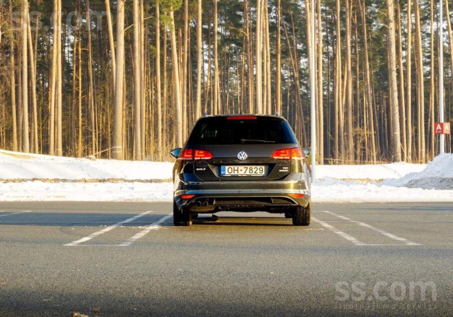 Pelēks Volkswagen Golf 2013 Rīga, ar dzinēja tilpumu 1.40 L un nobraukumu 269 tūkst. km par 6290 €, foto 7 vietnē AUTOMOTO.COM.LV