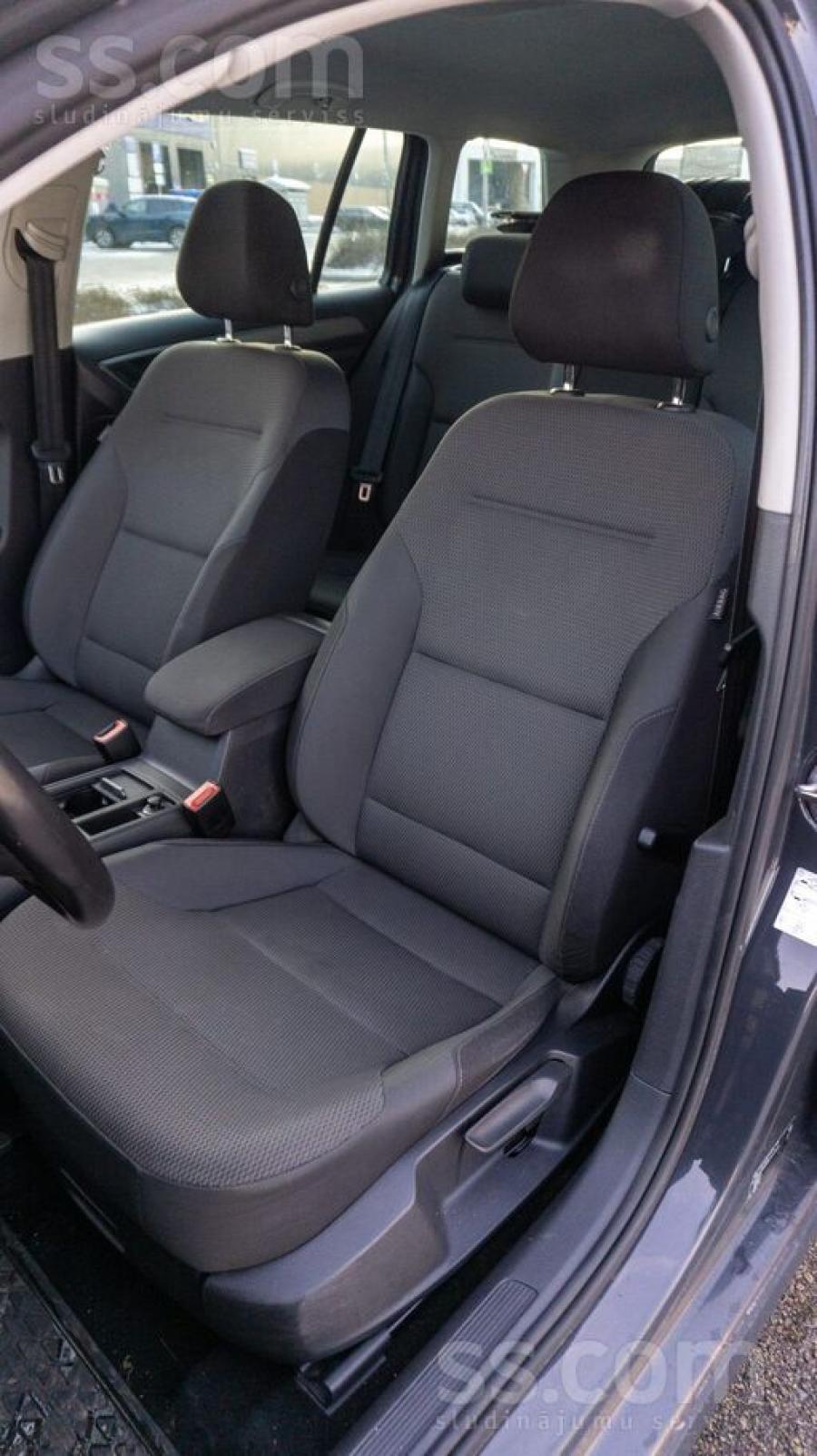 Pelēks Volkswagen Golf 2013 Rīga, ar dzinēja tilpumu 1.40 L un nobraukumu 269 tūkst. km par 6290 €, foto 26 vietnē AUTOMOTO.COM.LV