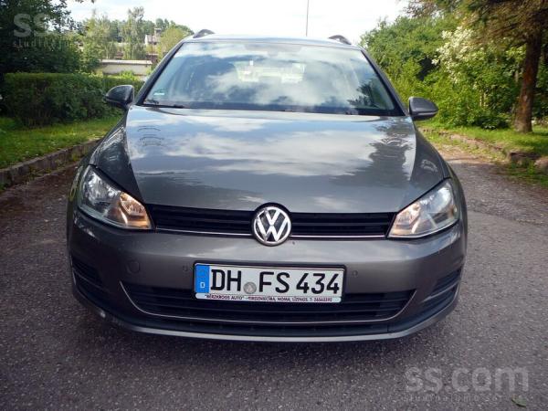 Grey Volkswagen Golf 2013 in Cesis, with an engine capacity of 1.60 L and mileage of 0 thousand km for 5990 €, photo 6 on AUTOMOTO.COM.LV