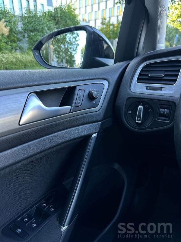 Pelēks Volkswagen Golf 2013 Rīga, ar dzinēja tilpumu 1.40 L un nobraukumu 269 tūkst. km par 6250 €, foto 8 vietnē AUTOMOTO.COM.LV