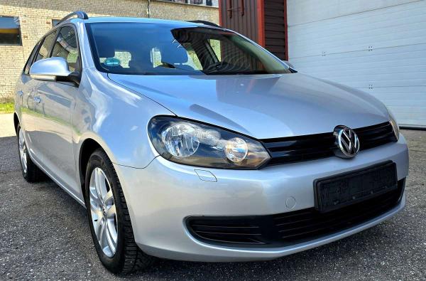 Pelēks Volkswagen Golf 2013 Kretinga, ar dzinēja tilpumu 1.60 L un nobraukumu 288 tūkst. km par 4750 €, foto 1 vietnē AUTOMOTO.COM.LV