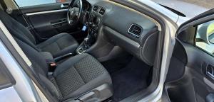 Grey Volkswagen Golf 2013 in Kretinga, with an engine capacity of 1.60 L and mileage of 288 thousand km for 4750 €, photo 18 on AUTOMOTO.COM.LV
