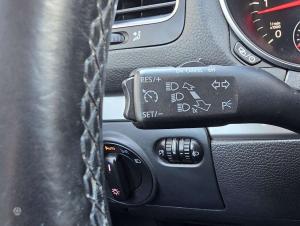 Grey Volkswagen Golf 2013 in Kretinga, with an engine capacity of 1.60 L and mileage of 288 thousand km for 4750 €, photo 32 on AUTOMOTO.COM.LV