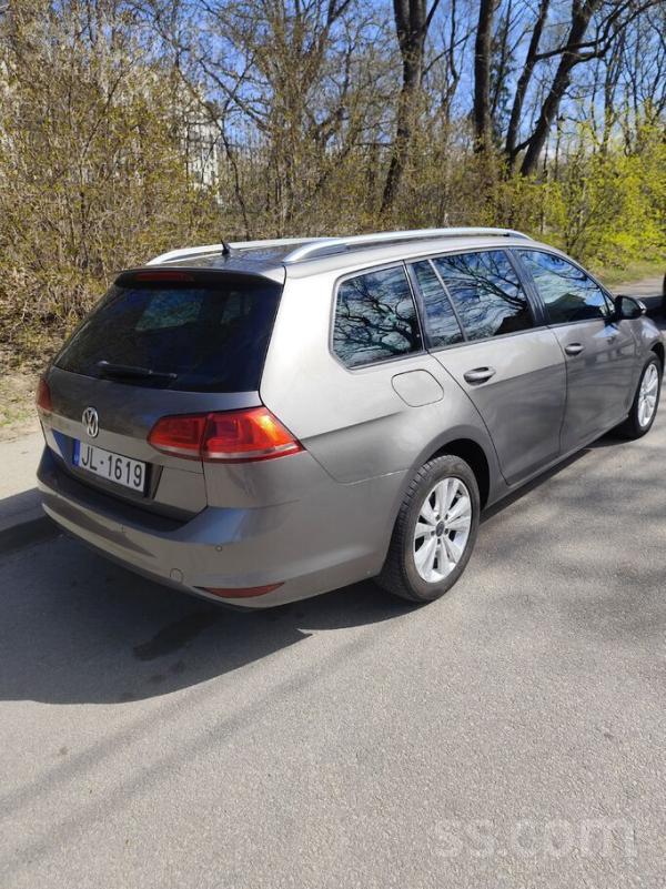 Grey Volkswagen Golf 2013 in Riga, with an engine capacity of 1.40 L and mileage of 369 thousand km for 6000 €, photo 3 on AUTOMOTO.COM.LV