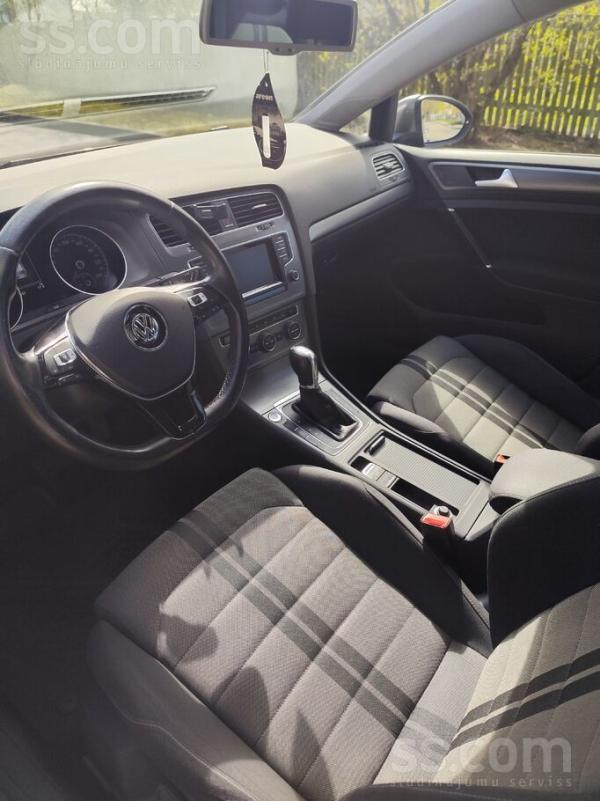 Grey Volkswagen Golf 2013 in Riga, with an engine capacity of 1.40 L and mileage of 369 thousand km for 6000 €, photo 6 on AUTOMOTO.COM.LV