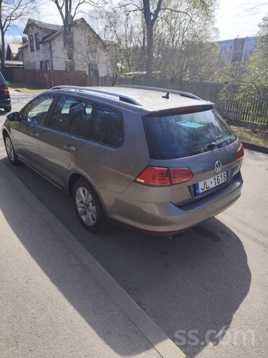 Pelēks Volkswagen Golf 2013 Rīga, ar dzinēja tilpumu 1.40 L un nobraukumu 369 tūkst. km par 6000 €, foto 5 vietnē AUTOMOTO.COM.LV
