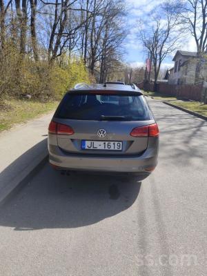Pelēks Volkswagen Golf 2013 Rīga, ar dzinēja tilpumu 1.40 L un nobraukumu 369 tūkst. km par 6000 €, foto 6 vietnē AUTOMOTO.COM.LV