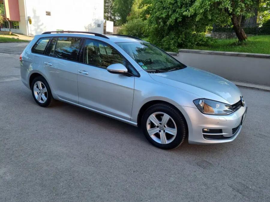 Pelēks Volkswagen Golf 2013 Jēkabpils, ar dzinēja tilpumu 1.60 L un nobraukumu 210 tūkst. km par 7900 €, foto 6 vietnē AUTOMOTO.COM.LV