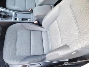 Pelēks Volkswagen Golf 2013 Jēkabpils, ar dzinēja tilpumu 1.60 L un nobraukumu 210 tūkst. km par 7900 €, foto 16 vietnē AUTOMOTO.COM.LV