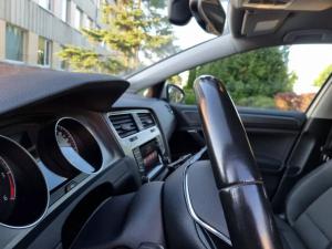 Pelēks Volkswagen Golf 2013 Jēkabpils, ar dzinēja tilpumu 1.60 L un nobraukumu 210 tūkst. km par 7900 €, foto 18 vietnē AUTOMOTO.COM.LV