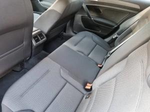 Pelēks Volkswagen Golf 2013 Jēkabpils, ar dzinēja tilpumu 1.60 L un nobraukumu 210 tūkst. km par 7900 €, foto 19 vietnē AUTOMOTO.COM.LV