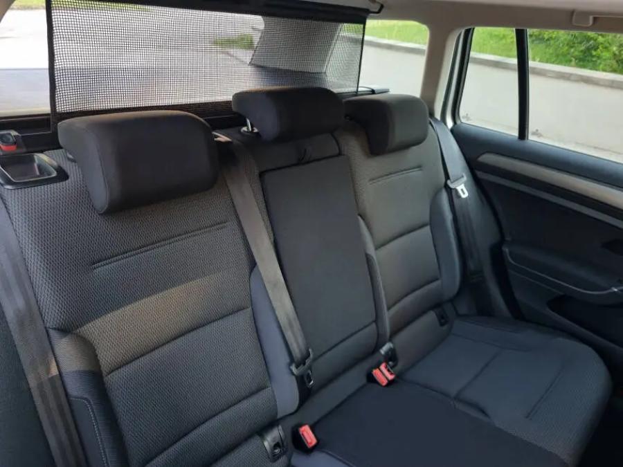 Pelēks Volkswagen Golf 2013 Jēkabpils, ar dzinēja tilpumu 1.60 L un nobraukumu 210 tūkst. km par 7900 €, foto 23 vietnē AUTOMOTO.COM.LV