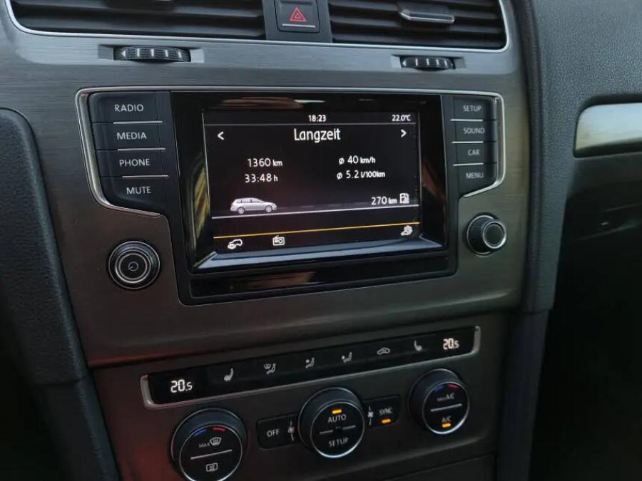 Pelēks Volkswagen Golf 2013 Jēkabpils, ar dzinēja tilpumu 1.60 L un nobraukumu 210 tūkst. km par 7900 €, foto 31 vietnē AUTOMOTO.COM.LV
