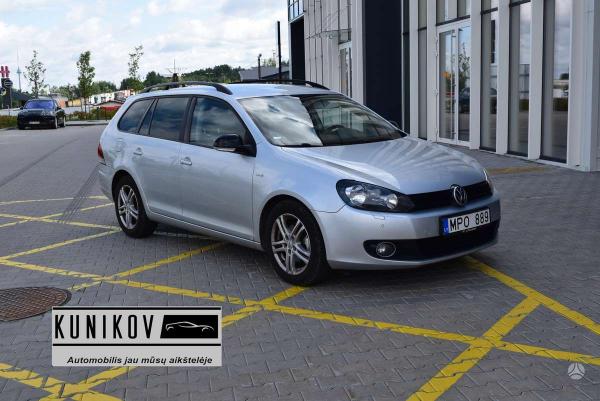 Grey Volkswagen Golf 2013 in Vilnius, with an engine capacity of 1.60 L and mileage of 356 thousand km for 3250 €, photo 1 on AUTOMOTO.COM.LV