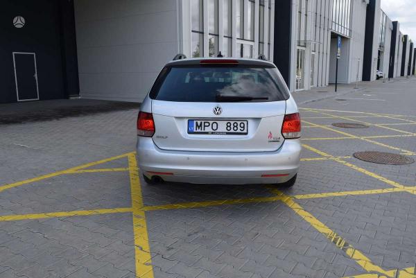 Grey Volkswagen Golf 2013 in Vilnius, with an engine capacity of 1.60 L and mileage of 356 thousand km for 3250 €, photo 6 on AUTOMOTO.COM.LV