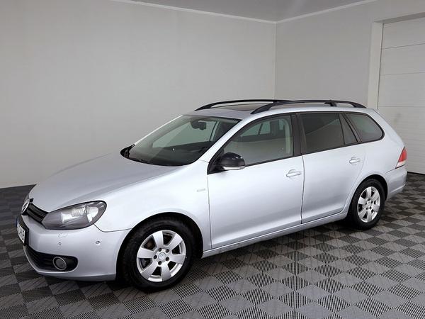 Pelēks Volkswagen Golf 2013 Tallina, ar dzinēja tilpumu 1.60 L un nobraukumu 310 tūkst. km par 1999 €, foto 2 vietnē AUTOMOTO.COM.LV