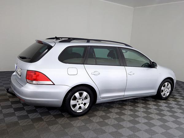 Pelēks Volkswagen Golf 2013 Tallina, ar dzinēja tilpumu 1.60 L un nobraukumu 310 tūkst. km par 1999 €, foto 3 vietnē AUTOMOTO.COM.LV