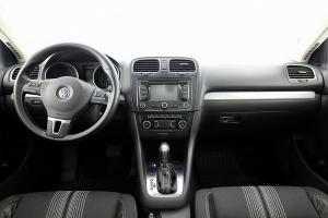 Grey Volkswagen Golf 2013 in Tallinn, with an engine capacity of 1.60 L and mileage of 310 thousand km for 1999 €, photo 6 on AUTOMOTO.COM.LV