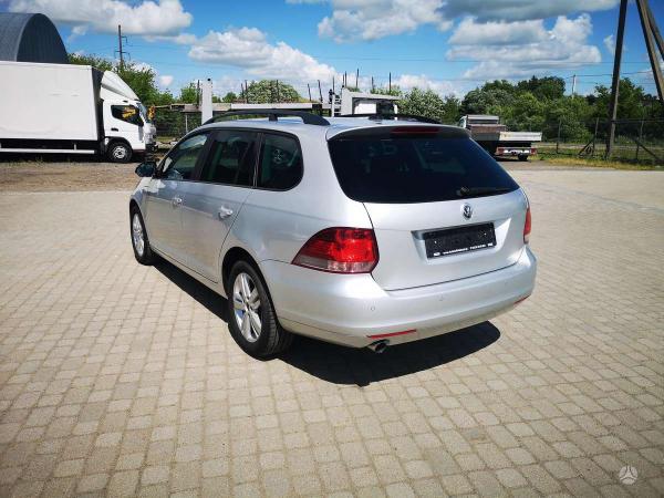 Pelēks Volkswagen Golf 2013 Radviliškis, ar dzinēja tilpumu 1.60 L un nobraukumu 205 tūkst. km par 4450 €, foto 3 vietnē AUTOMOTO.COM.LV