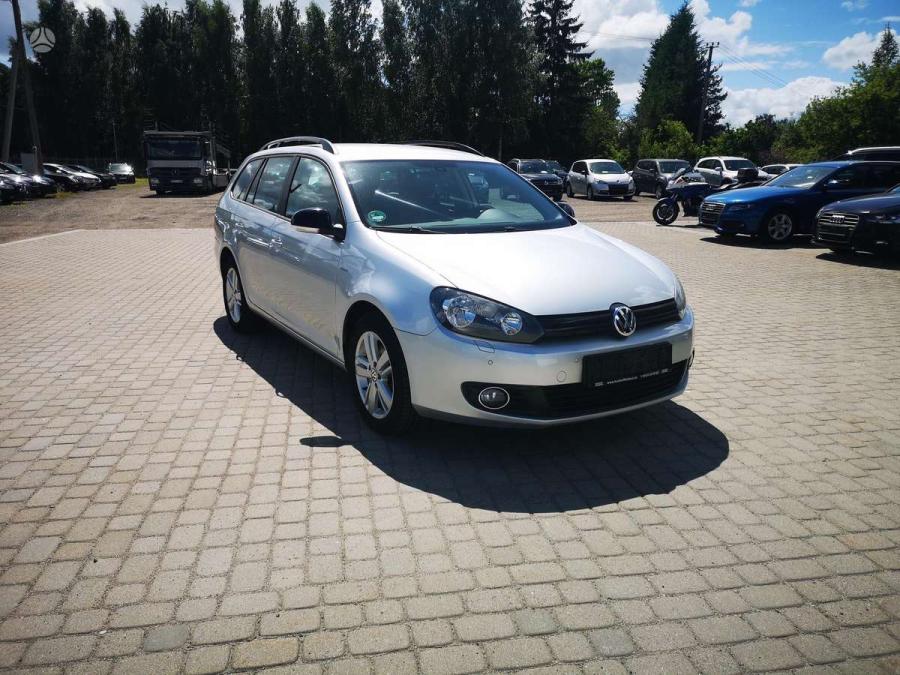 Grey Volkswagen Golf 2013 in Radviliskis, with an engine capacity of 1.60 L and mileage of 205 thousand km for 4450 €, photo 5 on AUTOMOTO.COM.LV