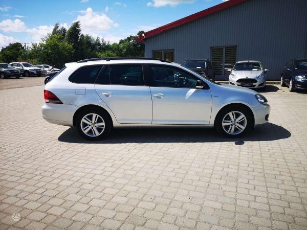 Pelēks Volkswagen Golf 2013 Radviliškis, ar dzinēja tilpumu 1.60 L un nobraukumu 205 tūkst. km par 4450 €, foto 5 vietnē AUTOMOTO.COM.LV