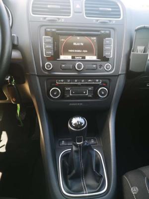 Grey Volkswagen Golf 2013 in Radviliskis, with an engine capacity of 1.60 L and mileage of 205 thousand km for 4450 €, photo 9 on AUTOMOTO.COM.LV