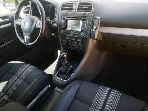 Grey Volkswagen Golf 2013 in Radviliskis, with an engine capacity of 1.60 L and mileage of 205 thousand km for 4450 €, photo 15 on AUTOMOTO.COM.LV