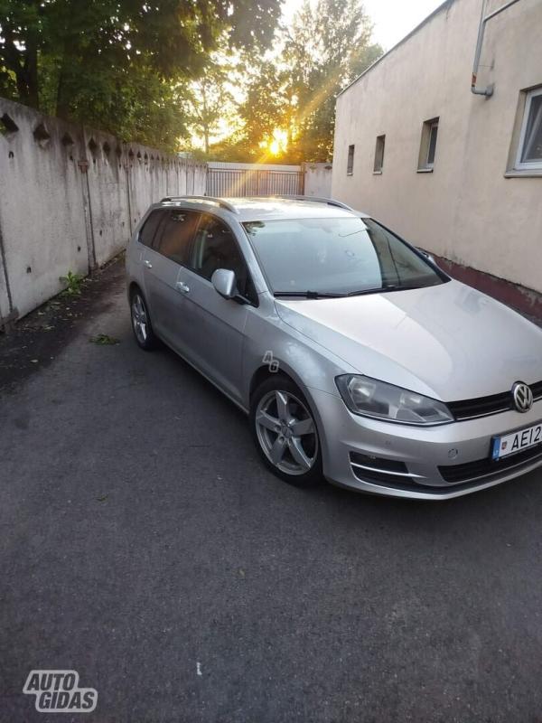 Grey Volkswagen Golf 2013 in Kaunas, with an engine capacity of 1.60 L and mileage of 440 thousand km for 3700 €, photo 1 on AUTOMOTO.COM.LV