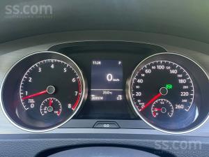 Grey Volkswagen Golf 2013 in Riga, with an engine capacity of 1.40 L and mileage of 0 thousand km for 6399 €, photo 13 on AUTOMOTO.COM.LV