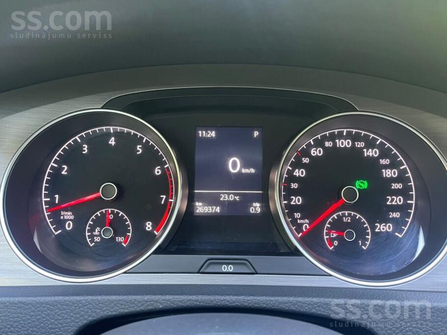 Grey Volkswagen Golf 2013 in Riga, with an engine capacity of 1.40 L and mileage of 0 thousand km for 6399 €, photo 13 on AUTOMOTO.COM.LV
