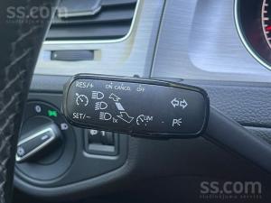 Grey Volkswagen Golf 2013 in Riga, with an engine capacity of 1.40 L and mileage of 0 thousand km for 6399 €, photo 14 on AUTOMOTO.COM.LV