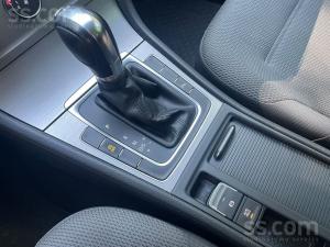 Grey Volkswagen Golf 2013 in Riga, with an engine capacity of 1.40 L and mileage of 0 thousand km for 6399 €, photo 20 on AUTOMOTO.COM.LV