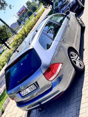 Grey Volkswagen Golf 2013 in Vilnius, with an engine capacity of 1.60 L and mileage of 324 thousand km for 1500 €, photo  on AUTOMOTO.COM.LV