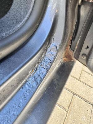 Grey Volkswagen Golf 2013 in Vilnius, with an engine capacity of 1.60 L and mileage of 324 thousand km for 1500 €, photo 22 on AUTOMOTO.COM.LV