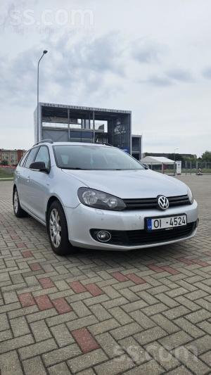 Grey Volkswagen Golf 2013 in Valmiera, with an engine capacity of 1.60 L and mileage of 206 thousand km for 3800 €, photo  on AUTOMOTO.COM.LV