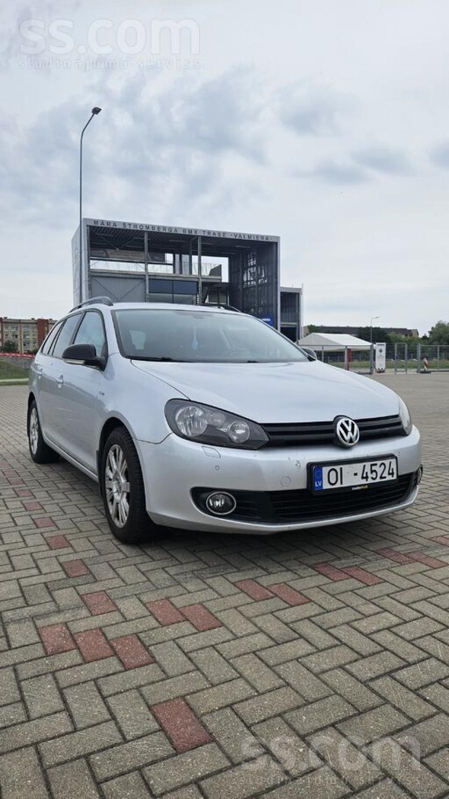 Pelēks Volkswagen Golf 2013 Valmiera, ar dzinēja tilpumu 1.60 L un nobraukumu 206 tūkst. km par 3800 €, foto 1 vietnē AUTOMOTO.COM.LV